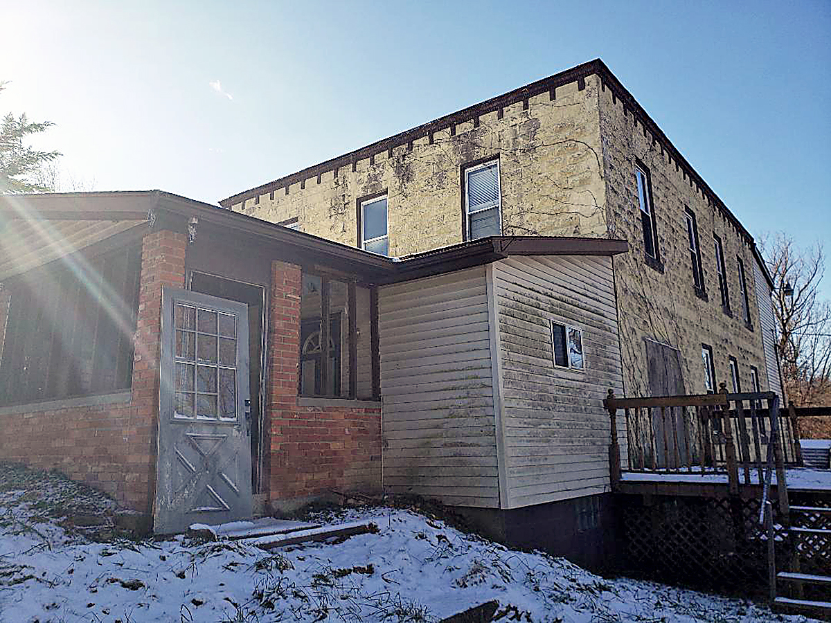 Debra Hardy wanted on 69 bench warrants - Observer-Reporter